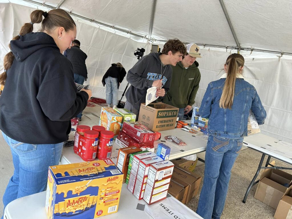 KTEX 106.1 – Sounds Like Texas!